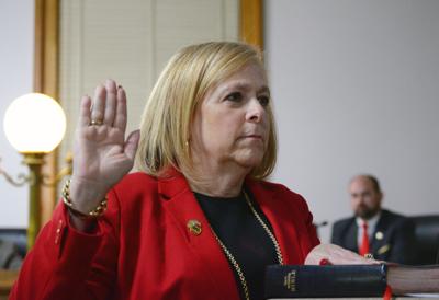 Former New Bern mayor Lee Bettis’ name to be added back to fire truck ...
