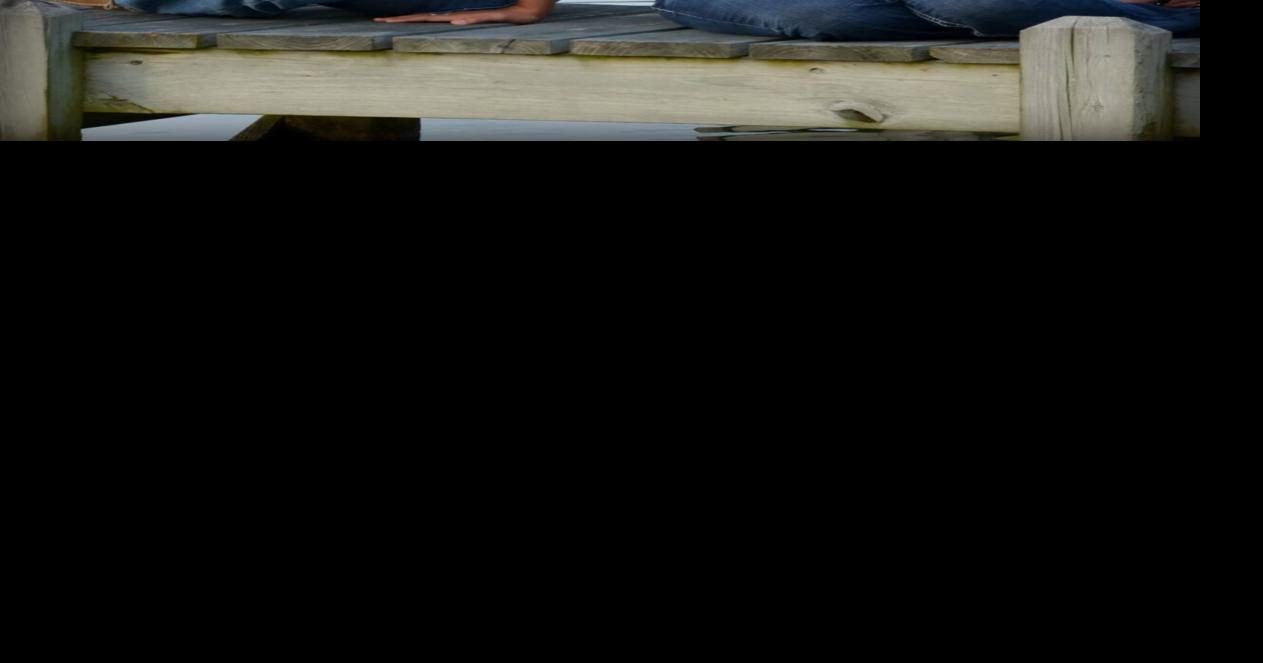 Engagement: Ashley Braxton/Joshua Toler | Features | newbernsj.com