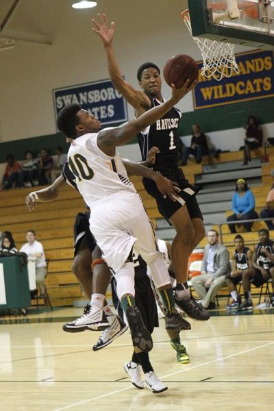 Havelock basketball teams sweep White Oak | Local News | newbernsj.com
