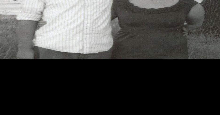 Engagement: Keri Woessner/Joseph Hemby | Features | newbernsj.com