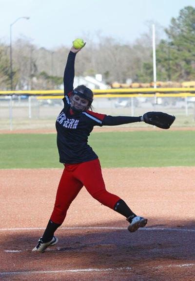 Softball: New Bern slams door on Southern Wayne | Sports | newbernsj.com