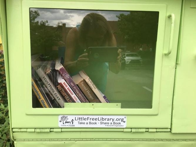 PHOTOS: New Bern artist creates a new free library | Local News ...