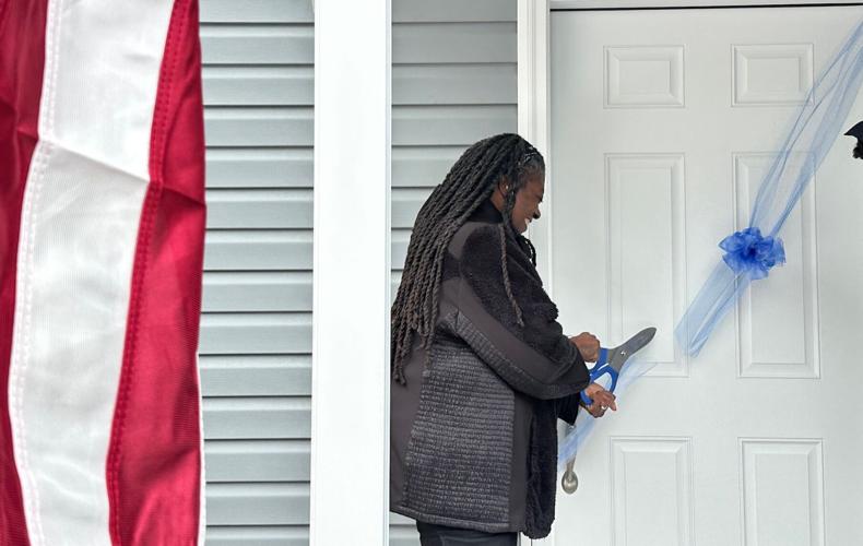 Habitat for Humanity dedicates new home | News | newbernsj.com
