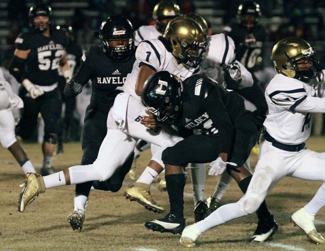 PHOTOS: Havelock Rams vs E.E. Smith Golden Bulls | Local News ...