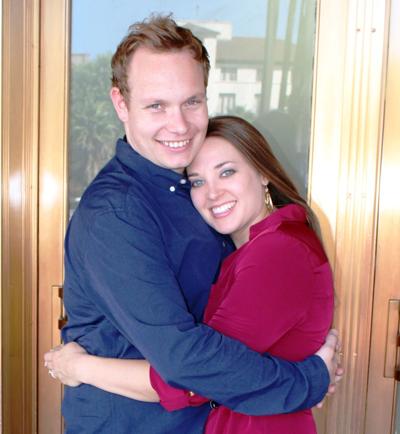 Engagement: Jenna Lauren Nicholson/Adrian Leslie Grieb | Features | newbernsj.com