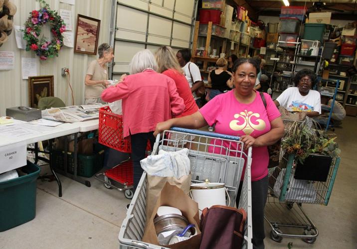 PHOTOS: Knights of Columbus Yard Sale | Local News | newbernsj.com