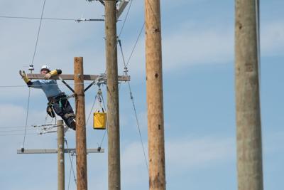 Linemen compete in statewide rodeo | Local News | newbernsj.com