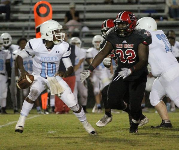 PHOTOS: New Bern vs Charles B. Aycock Football | Local News | newbernsj.com