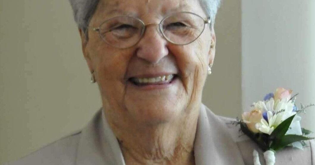 Barbara Garland Peer | Obituaries | newbernsj.com