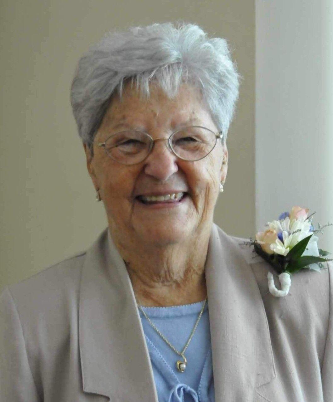 Barbara Garland Peer | Obituaries | newbernsj.com