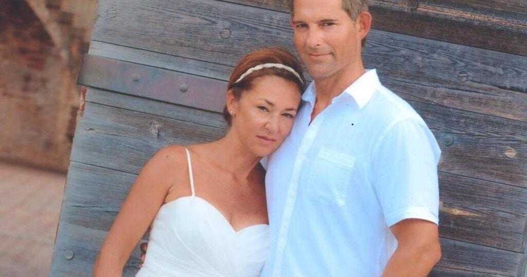 Wedding: Mr. and Mrs. Euclid DuVal Armstrong III | Features | newbernsj.com