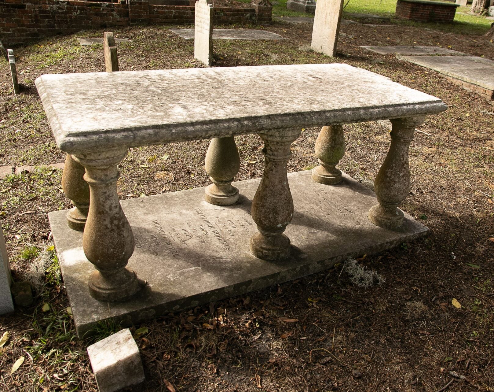 The story behind those tabletop tombstones | Features | newbernsj.com