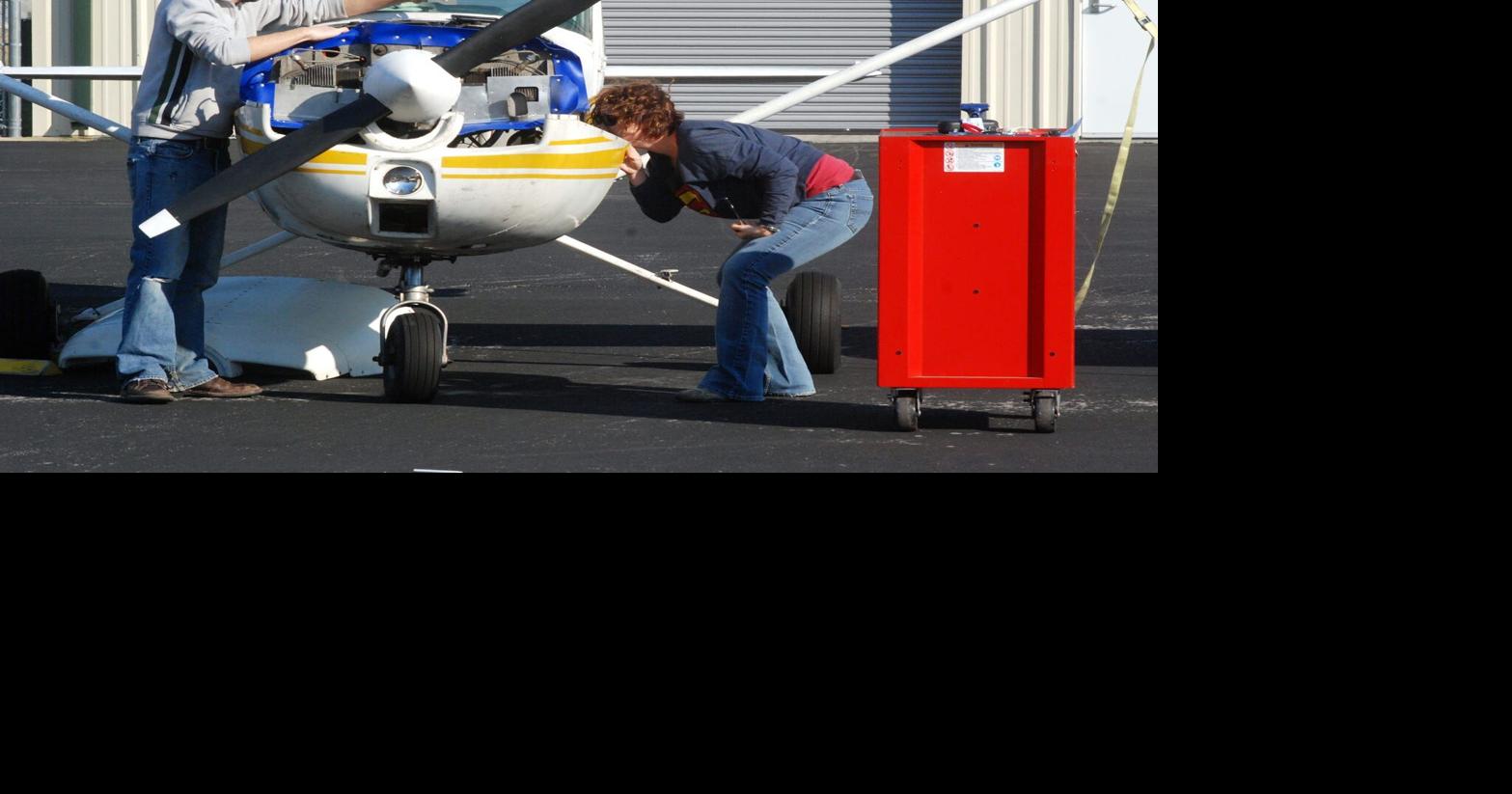 Program helps students get off the ground toward a career | Local News | newbernsj.com