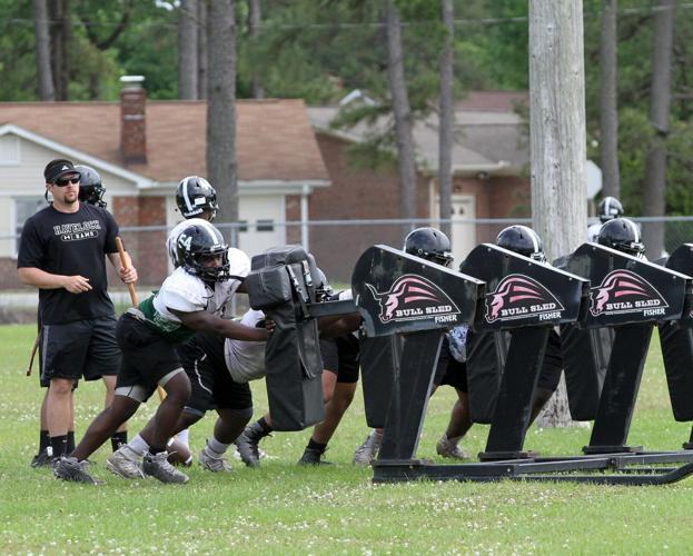 PHOTOS: Havelock Rams Spring Football Training | Local News | newbernsj.com