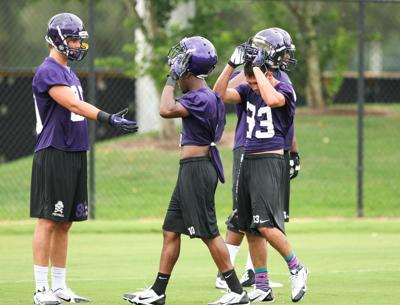 Football: Pirates pumped up for 2013 | Sports | newbernsj.com