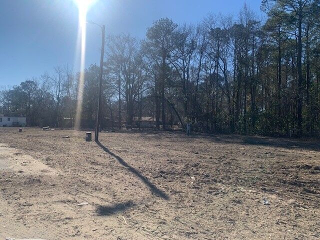 County steps in to improve dilapidated mobile home park in Bridgeton ...