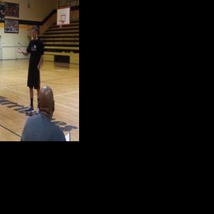 Basketball: Learning the traits: Trainer Rick Torbett instructs ...