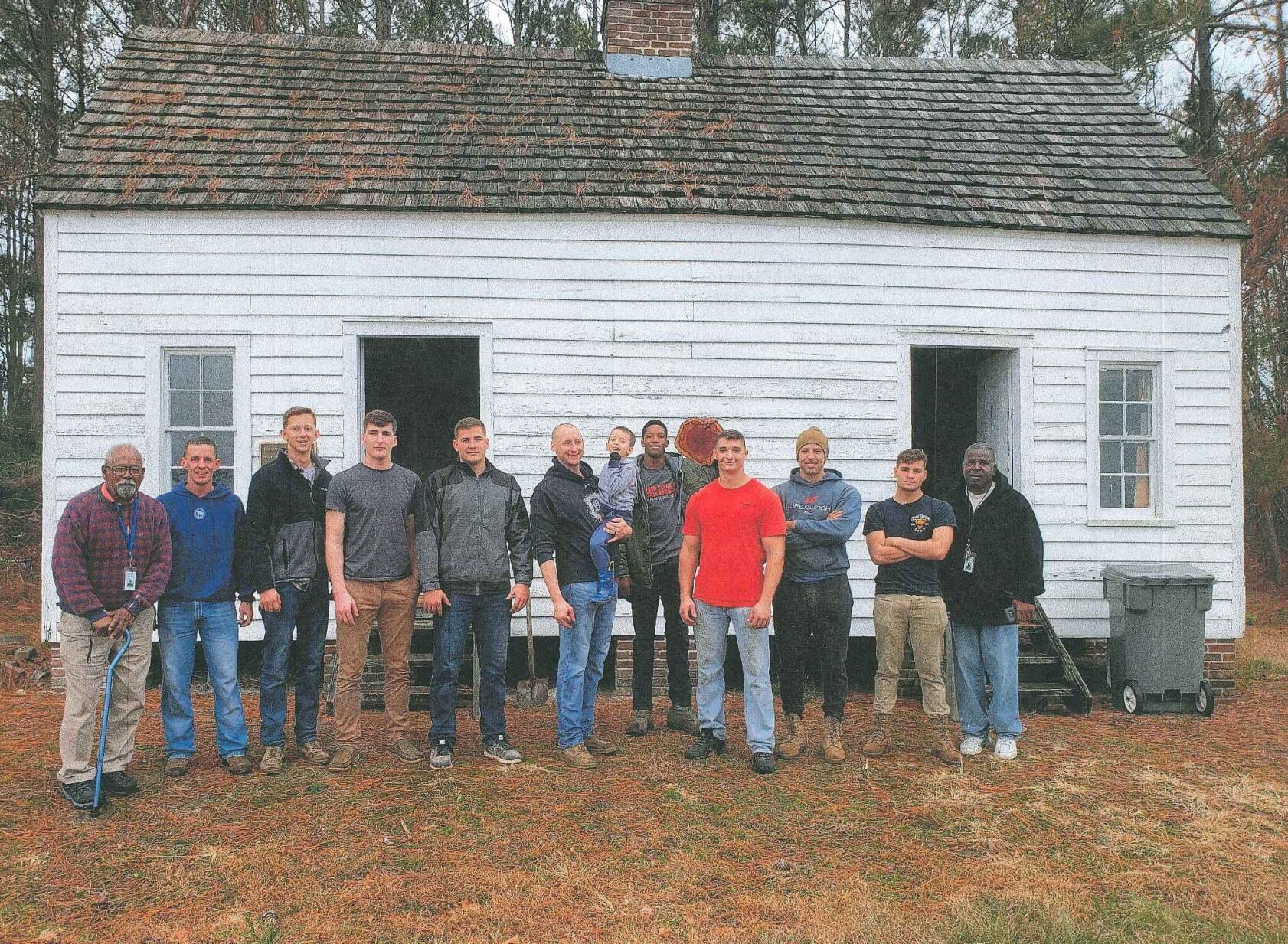 Marines aid cleanup | Local News | newbernsj.com