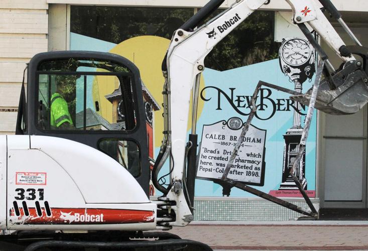 PHOTOS: City Works - Tree Grates Upgrade | Local News | newbernsj.com