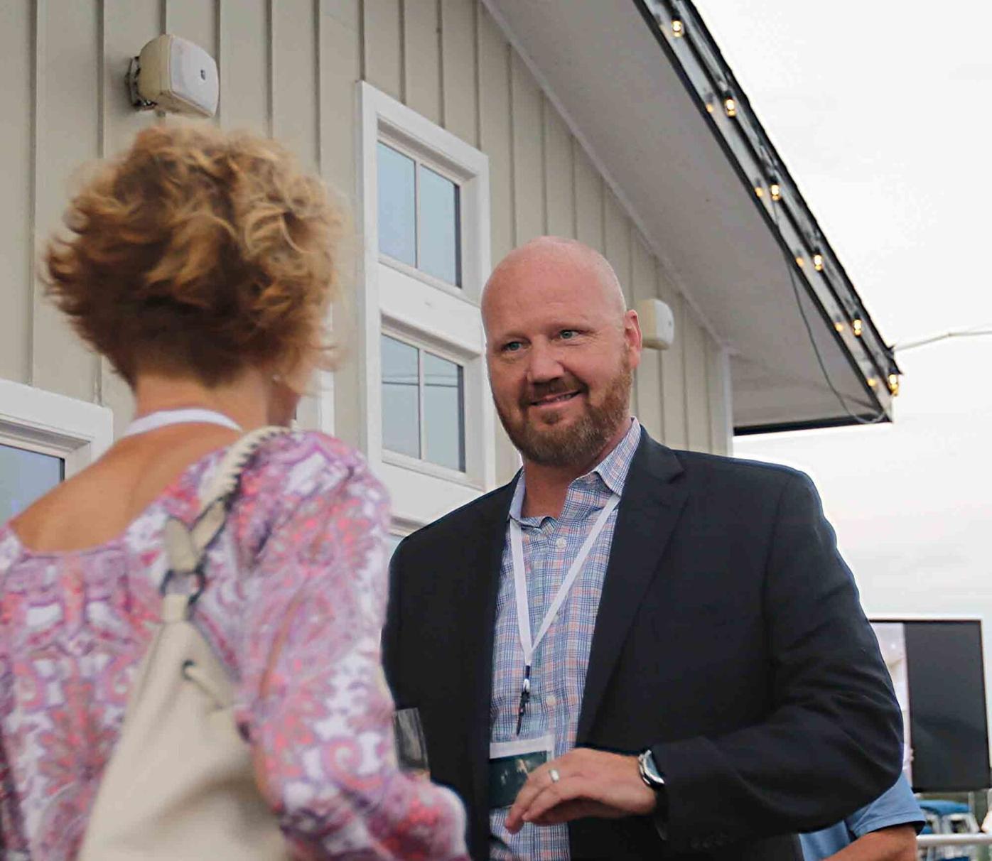 Hatteras shows off new model; hopes it will increase market | Business ...