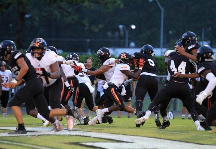 PHOTOS: Havelock Rams vs Wallace-Rose Hill Bulldogs Football | Local ...