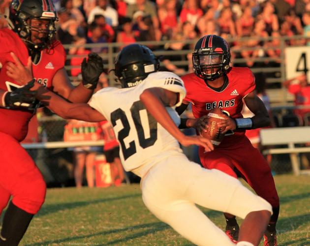 PHOTOS: New Bern Bears vs Havelock Rams Football | Local News ...