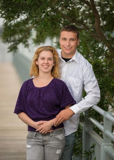 Engagement: Gloria Nicole Ipock/Nickolaus Lee | Features | newbernsj.com