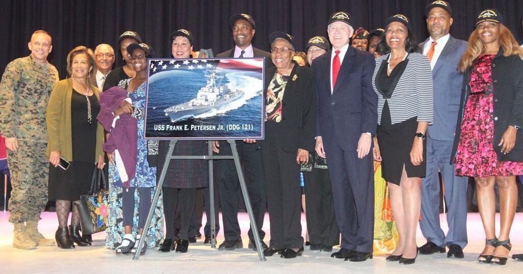 Mabus announces ship will be named for Marine pilot | Local News ...