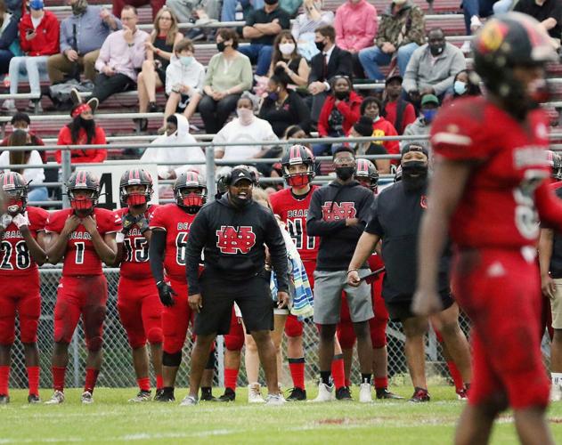 PHOTOS: New Bern Bears vs Eastern Wayne Warriors Football! | Sports ...