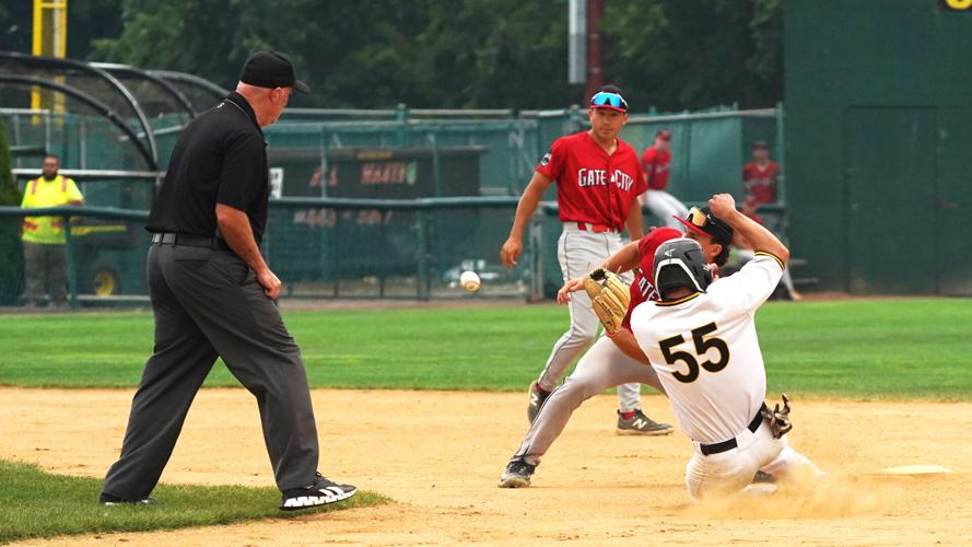 Bees end two-game skid; move to fourth place with Sunday win over ...