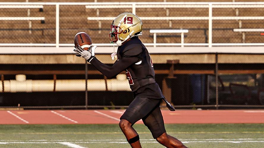 New Britain’s dominant 35-point first quarter kicks off season with 1-0 ...