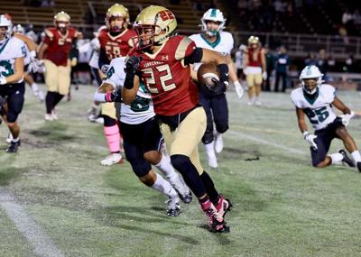 New Britain muscles out 20-17 win against Maloney behind Allen’s three touchdowns, remains ...