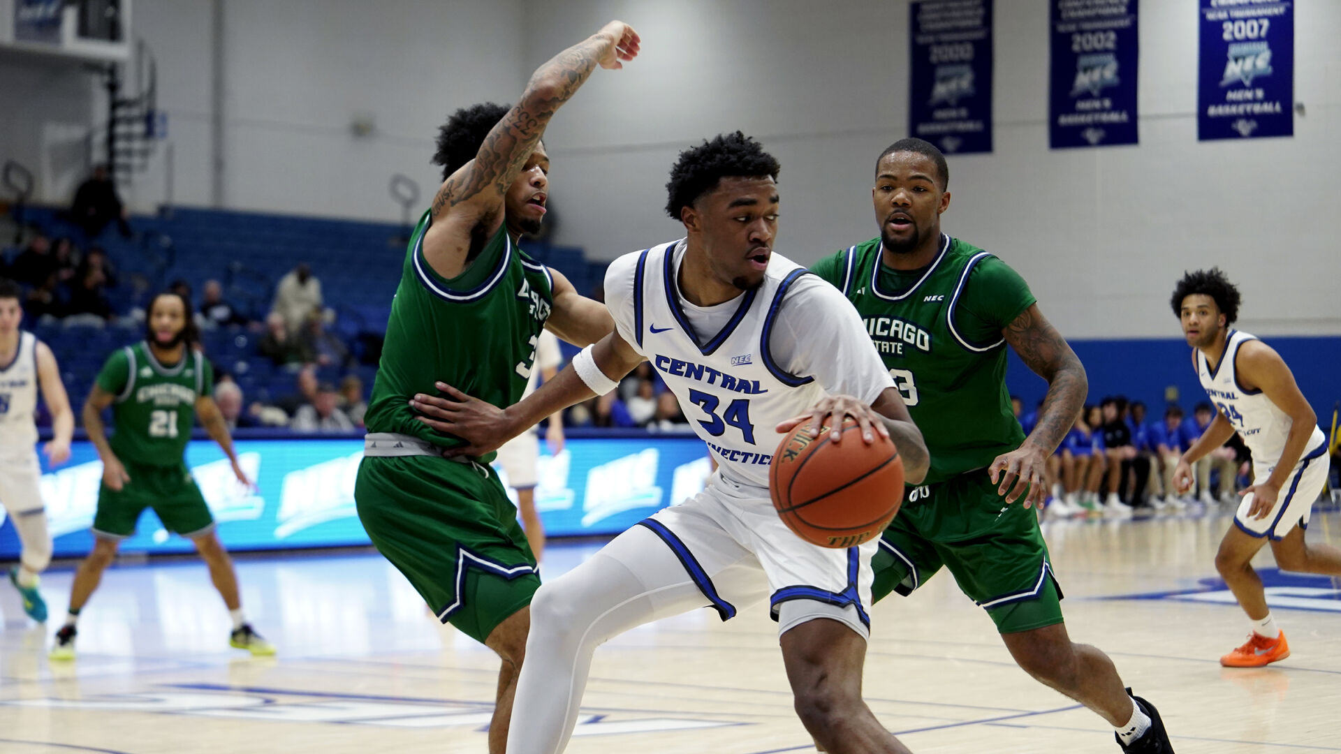 CCSU Men’s basketball downs last-place Chicago State for much-needed ...