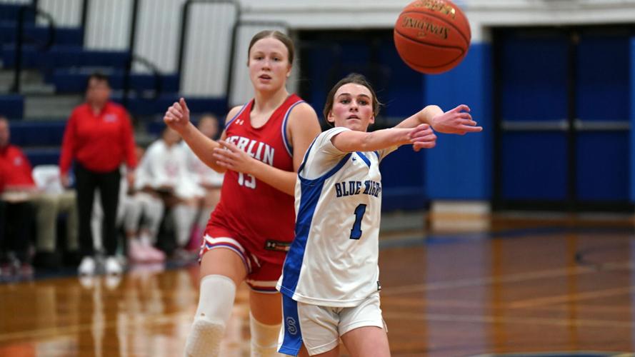 Top-10 ranked Blue Knights handle quality opponent in Berlin with 67-52 ...