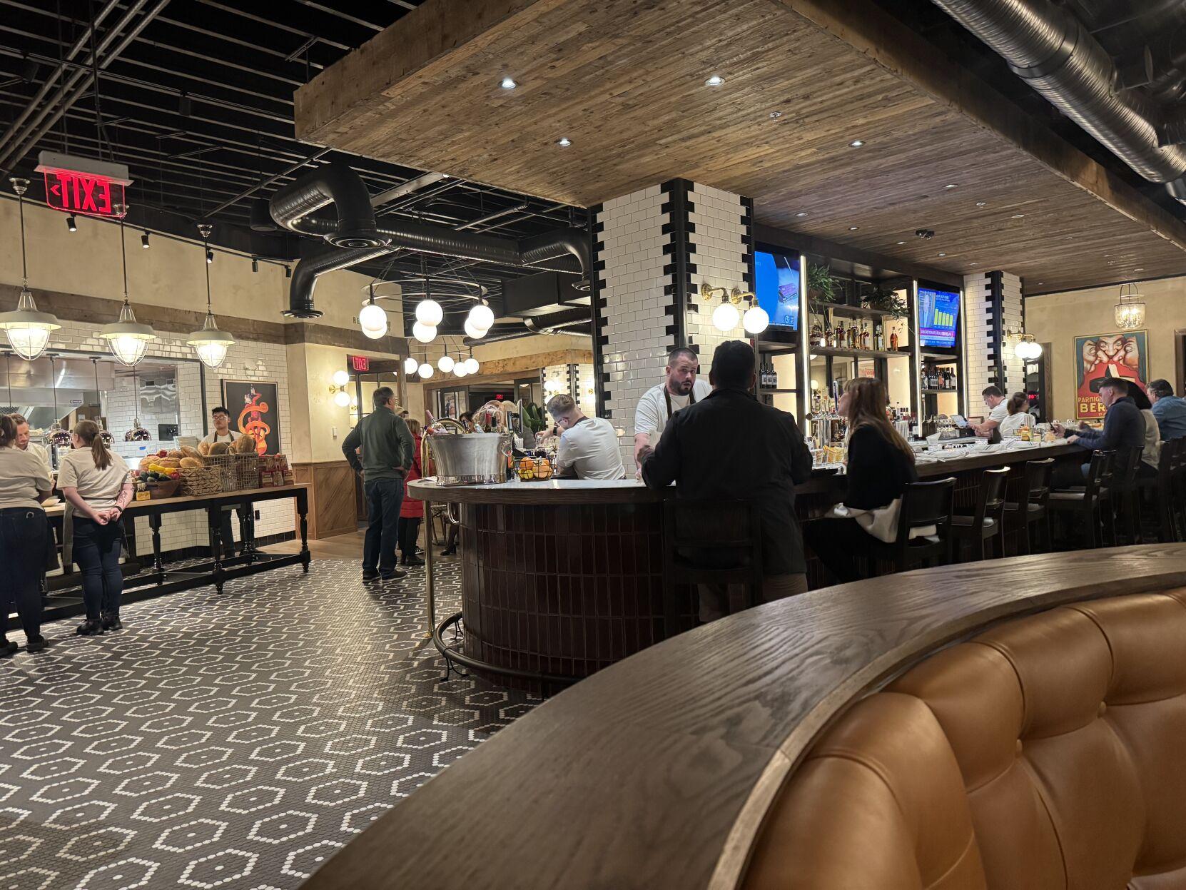 Casadoro Ristorante & Bar opens in Newington | News | newbritainherald.com