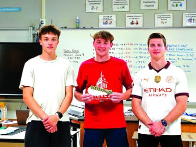 PHS students learn physics through maple seeds | News ...