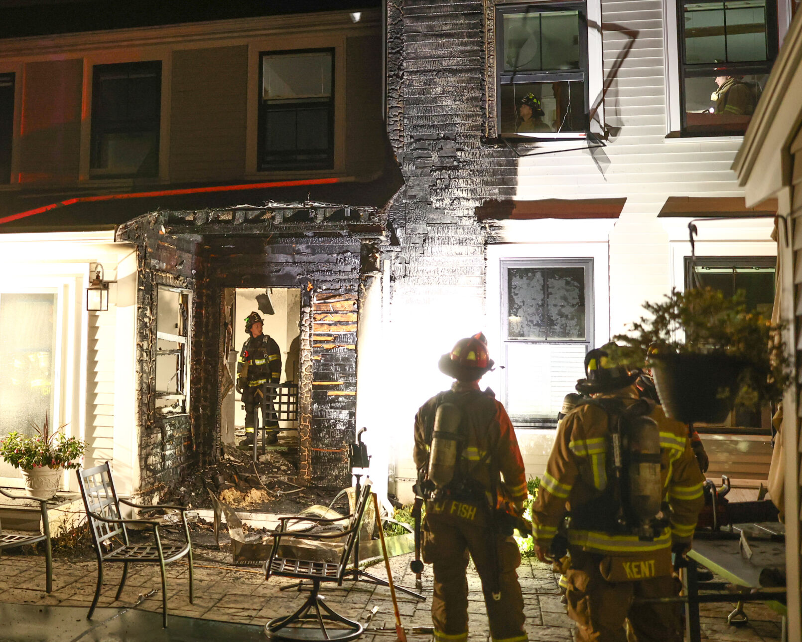 Port firefighters battle 2-alarm fire on Strong Street | Photos ...