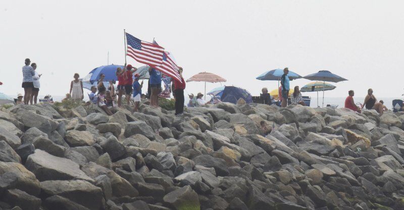 Floating Trump rally draws hundreds of boats | Local News ...