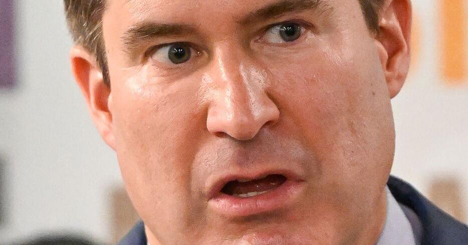 Moulton hits Markey over prior support for war authorization | National ...