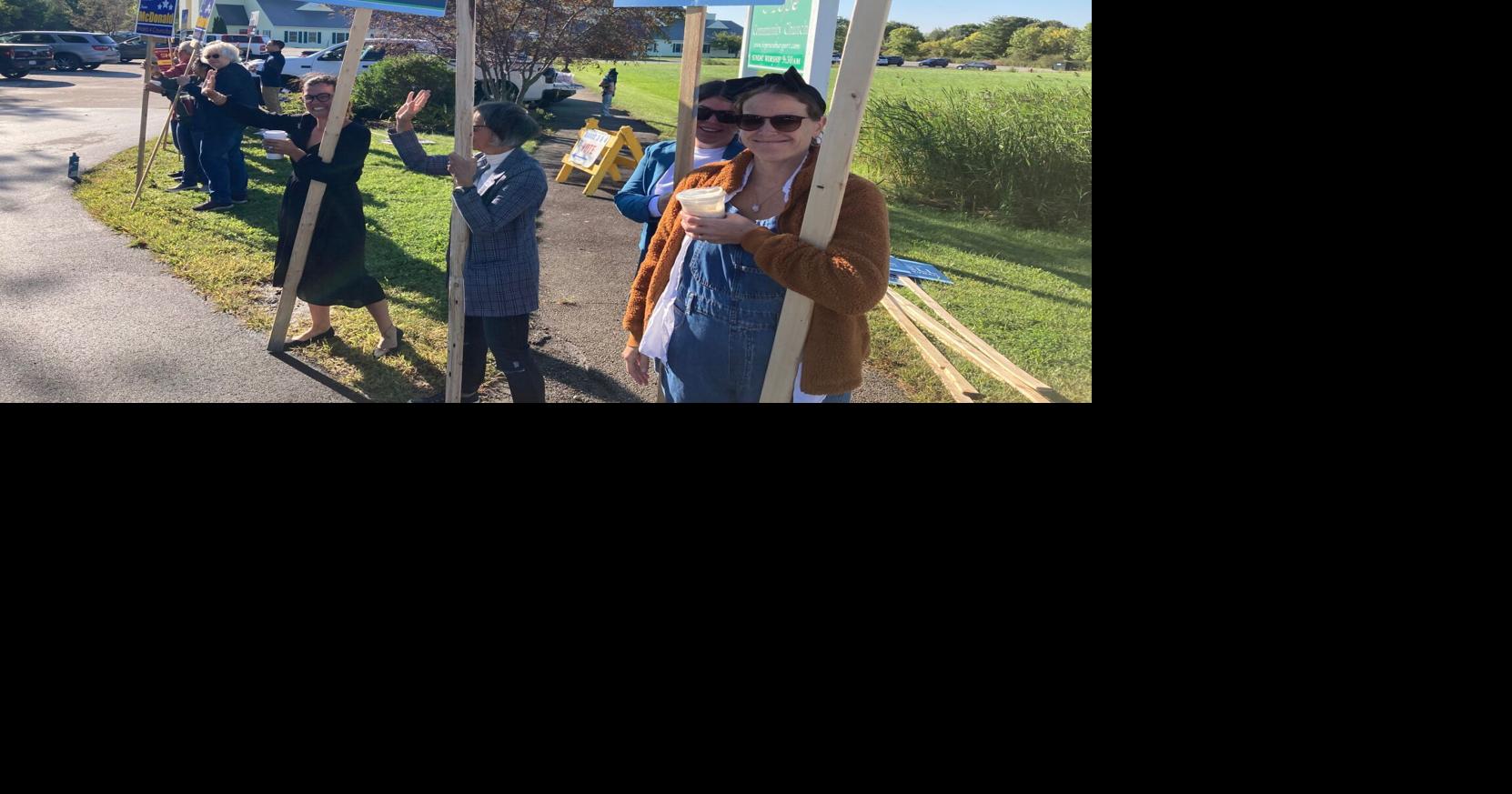 Nancy Caswell for City Council supporters | Photos | newburyportnews.com