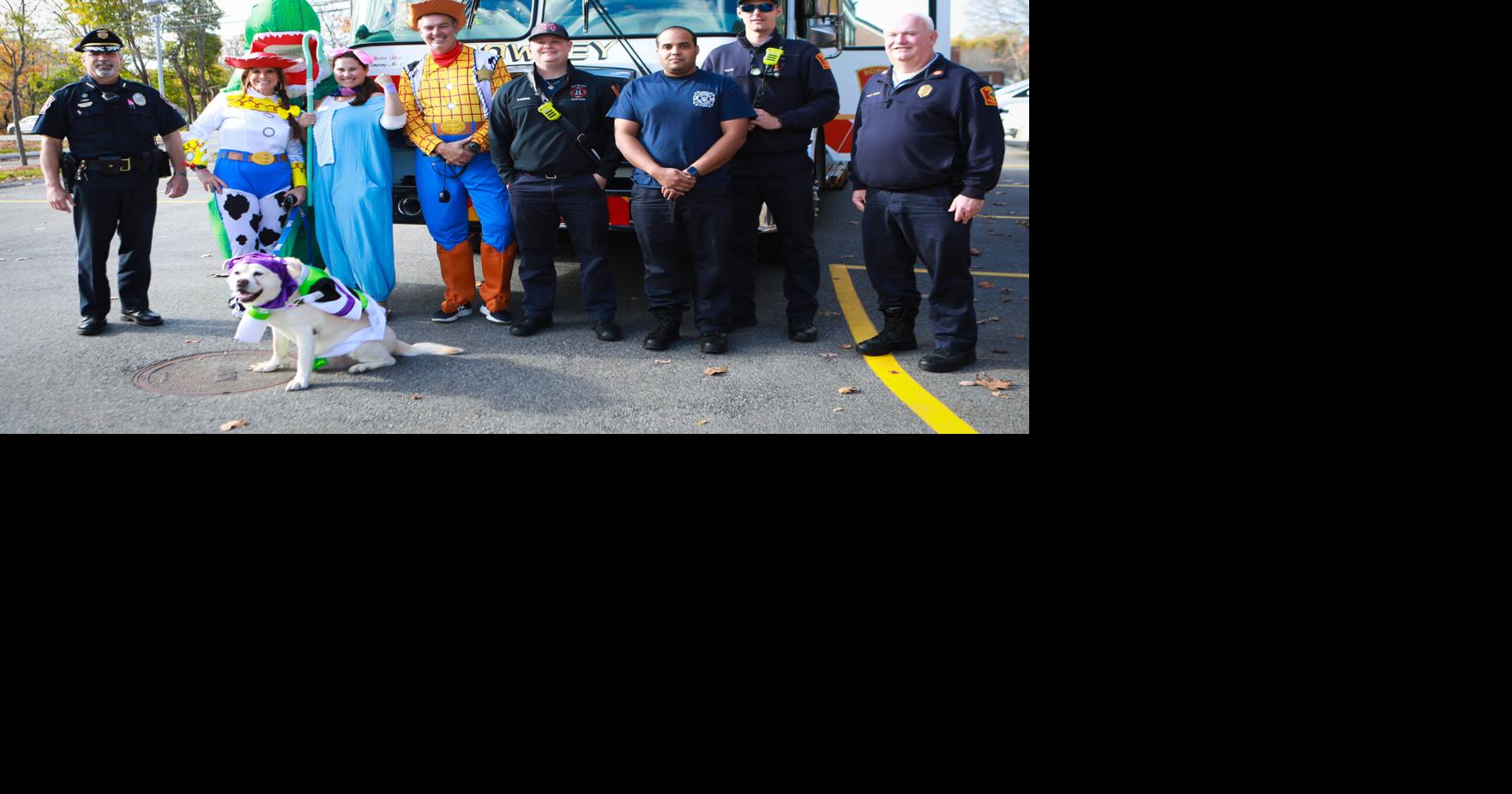 First responders love a parade | Photos | newburyportnews.com