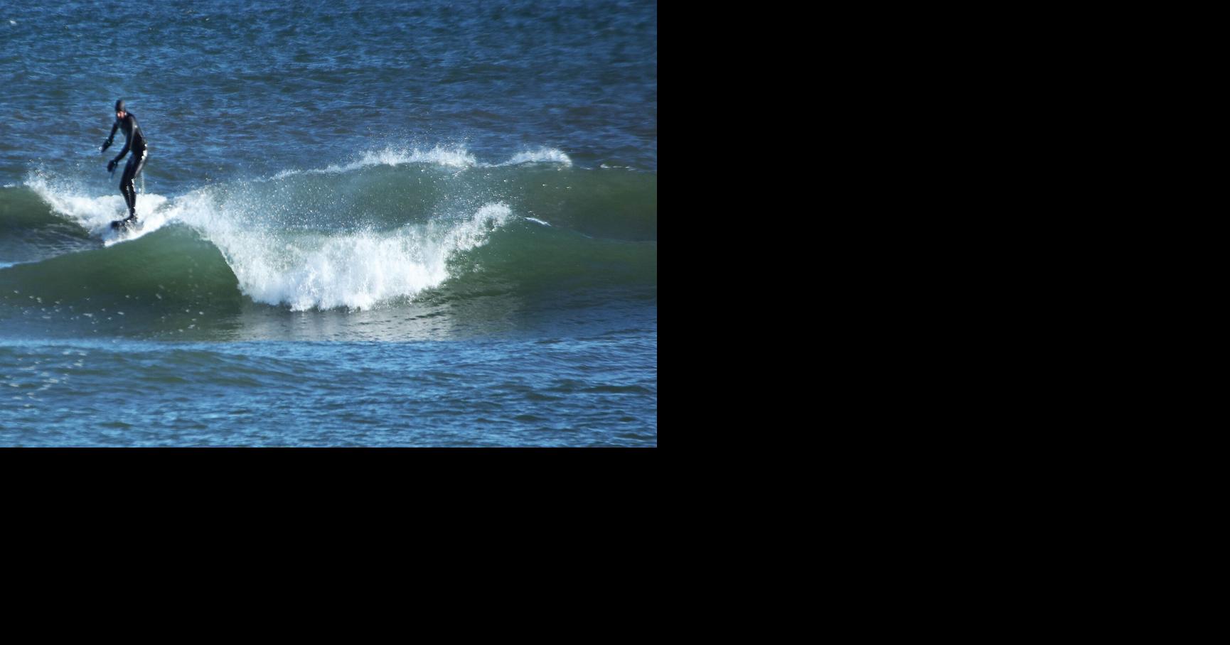 Riding a holiday wave | Photos | newburyportnews.com