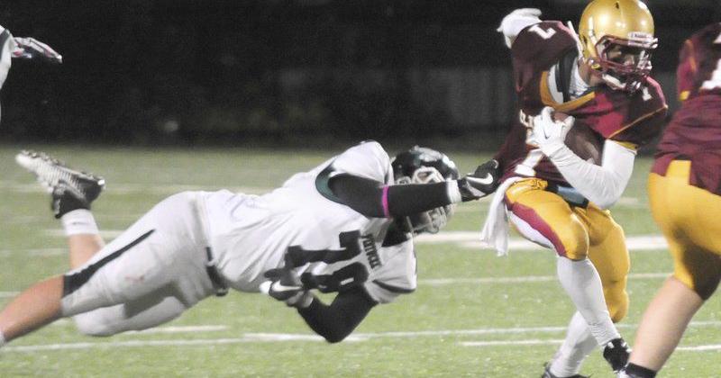 Pentucket football prepares for kickoff | Sports | newburyportnews.com