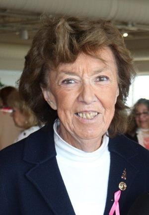 Bank establishes 'Pat' Connelly Scholarship | Local News ...