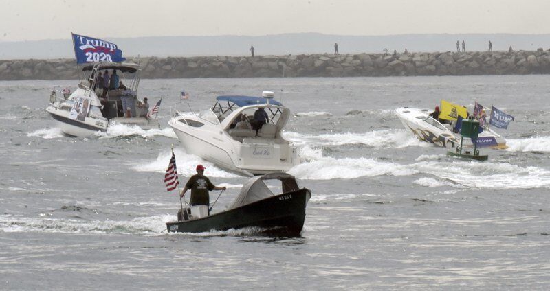 Floating Trump rally draws hundreds of boats | Local News ...