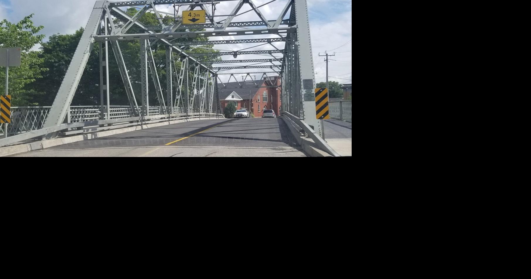 Hartman Bridge reopens in both directions in New Hamburg