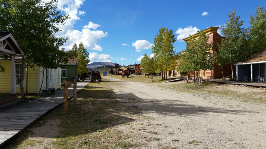 DISCOVERING AMERICA: Fairplay, Colorado - An 1800s gold mining boomtown ...