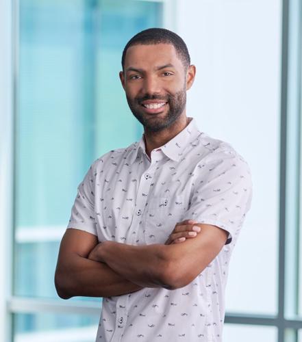 Justin Foster appointed to fill vacancy on Long Hill school board ...