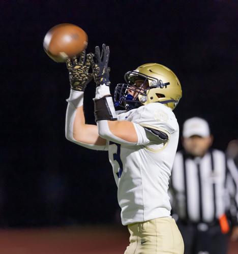 Gaels football loses battle of big plays, ends surprise season 7-4 ...