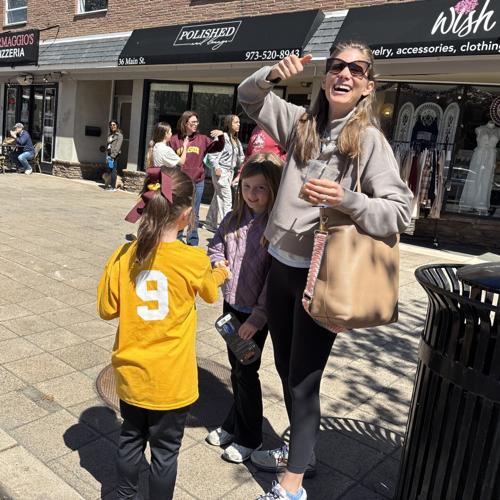 Madison baseball, softball players celebrate season's start with parade ...